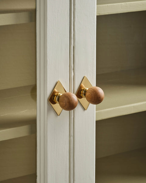 Natural Oak Knob, Brass – MG&Co.