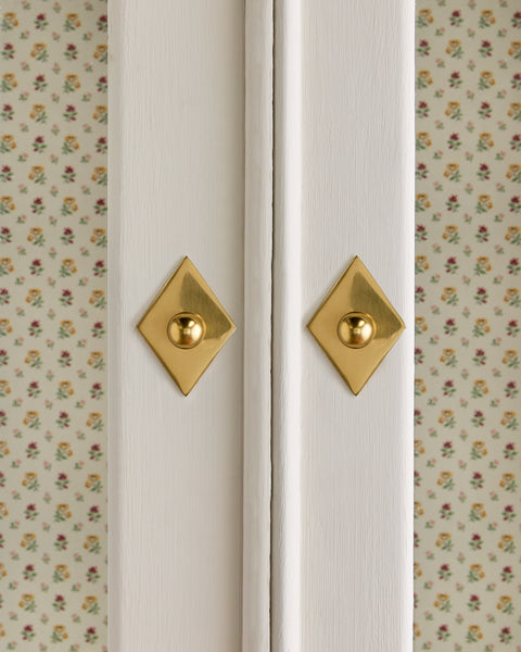 Diamond Backplate, Aged Brass – MG&Co.